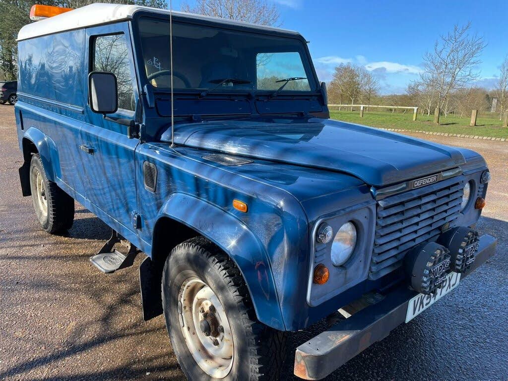 Used Land Rover 110 Defender County Td5 for sale - CarGurus.co.uk