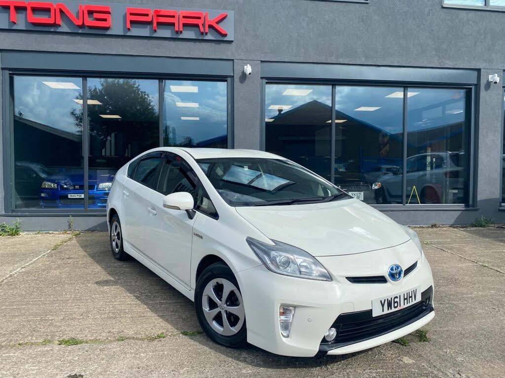 Used Toyota Prius for sale near me (with photos) - CarGurus.co.uk